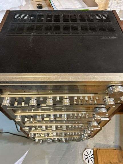 6 Realistic Am/Fm stereo receivers - Auction Ohio