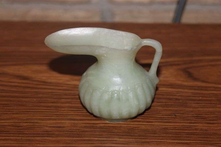 Chinese Jade Pitcher - Auction Ohio