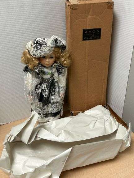Collector Doll - Auction Ohio