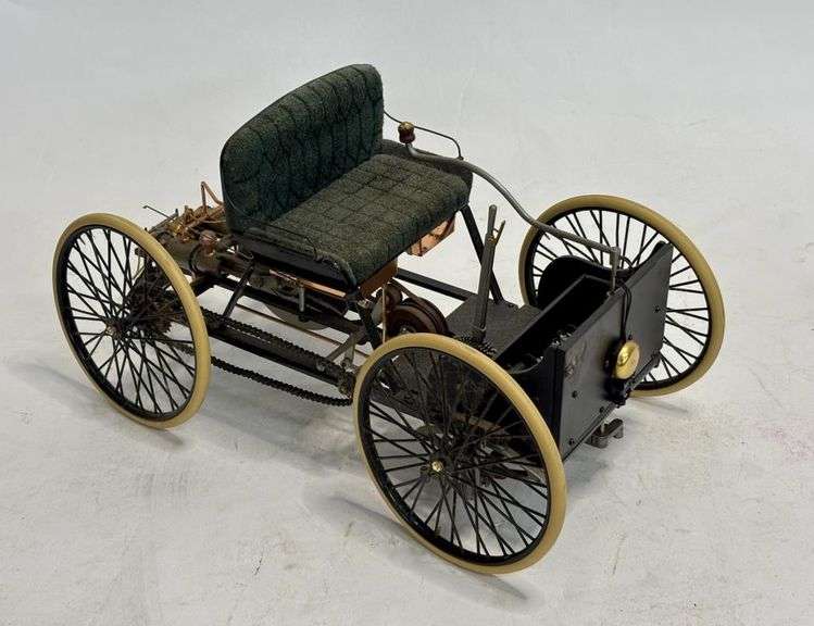 1896 HENRY FORD QUADRICYCLE MODEL CAR. - Auction Ohio