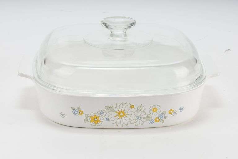 Vintage Corning Ware Flower Bouquet Daisy Casserole Dish - Auction Ohio
