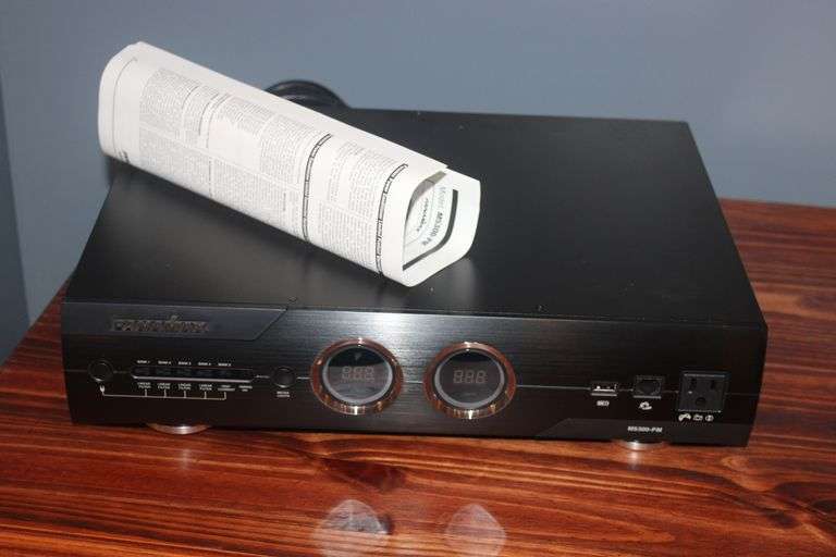 Panamax M5300-PM Audio Filter - Auction Ohio