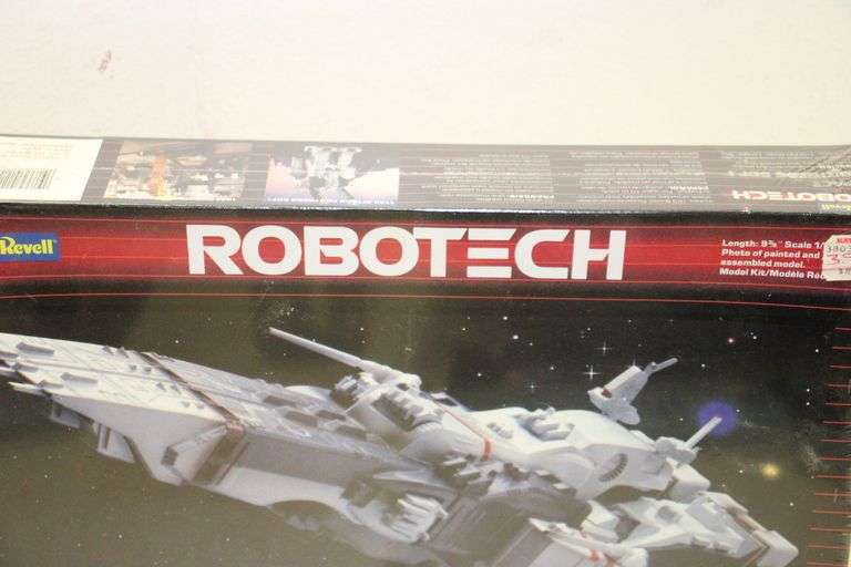 Revell Robotech Space Fortress - Auction Ohio
