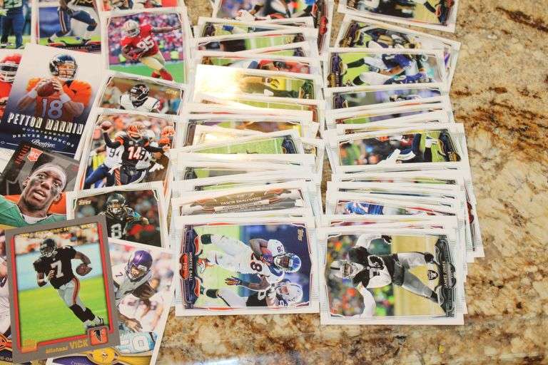 Football Card Collection - Auction Ohio