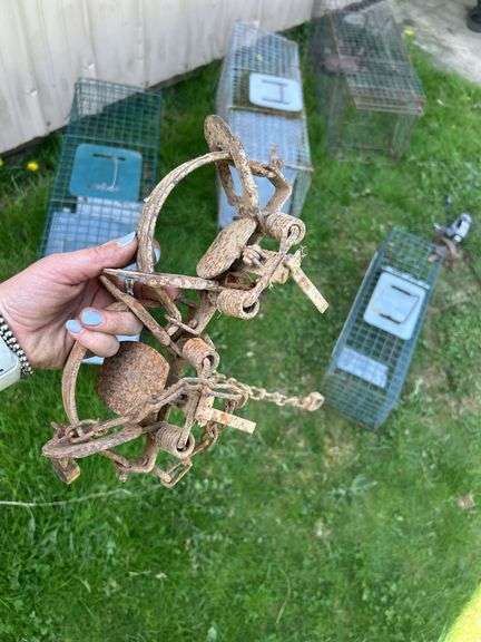 Live Traps & Leg Traps - Auction Ohio