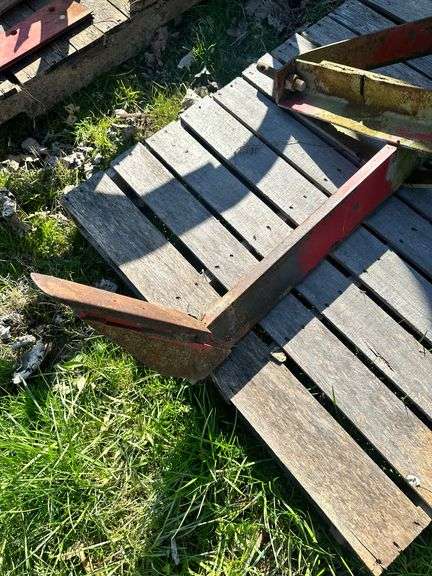 Single Shank Subsoiler - Auction Ohio