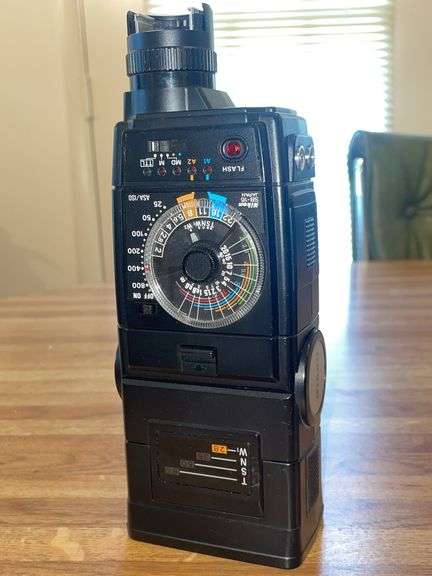 Assorted Nikon-Compatible Camera Lenses & Speedlight - Auction Ohio