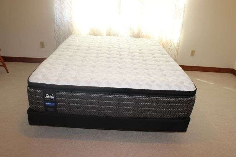 Queen Mattress & Box Spring - Auction Ohio