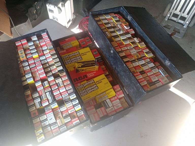 Late 1960s Sylvania tv/radio repairman's tube caddy complete with tubes ...