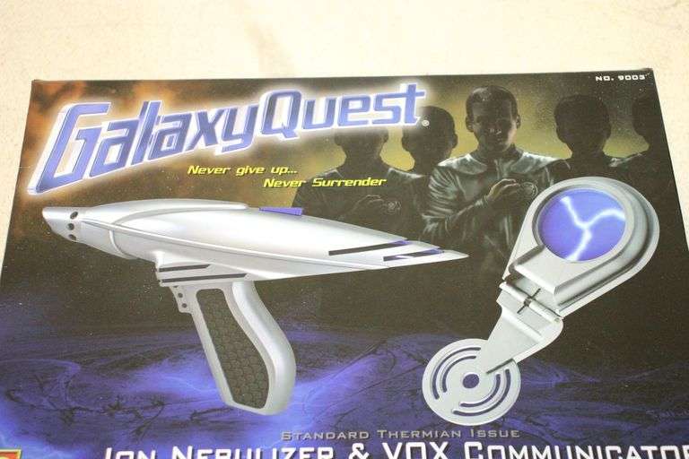 Galaxy Quest Model Kit - Auction Ohio