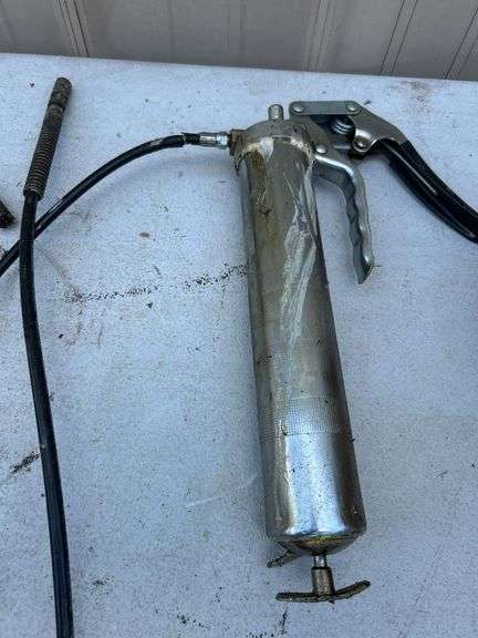 Grease Guns - Auction Ohio