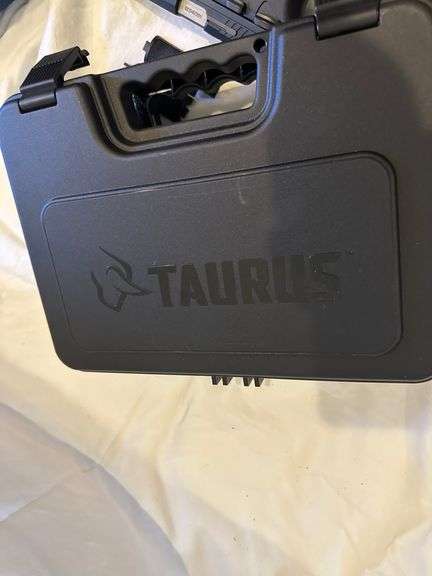 Taurus TH10 - NEW in case-pistol - Auction Ohio
