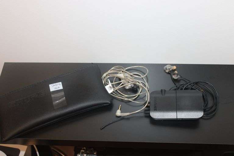 Shure Monitor & Accessories - Auction Ohio