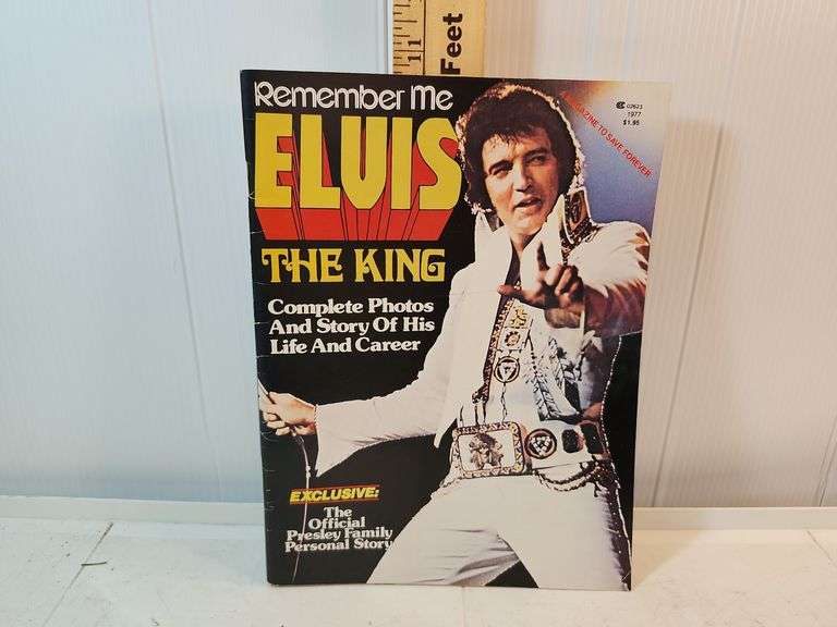1977 Elvis Magazine & Topps Baseball Card/Photo Tom Hume - Auction Ohio