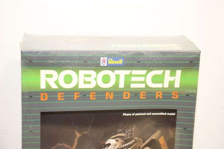 Revell Robotech Defenders - Auction Ohio