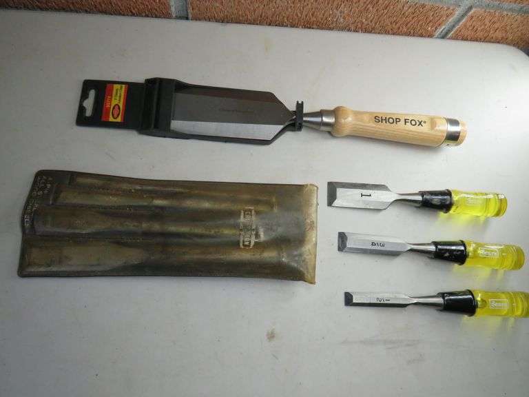 Wood Chisels - Auction Ohio