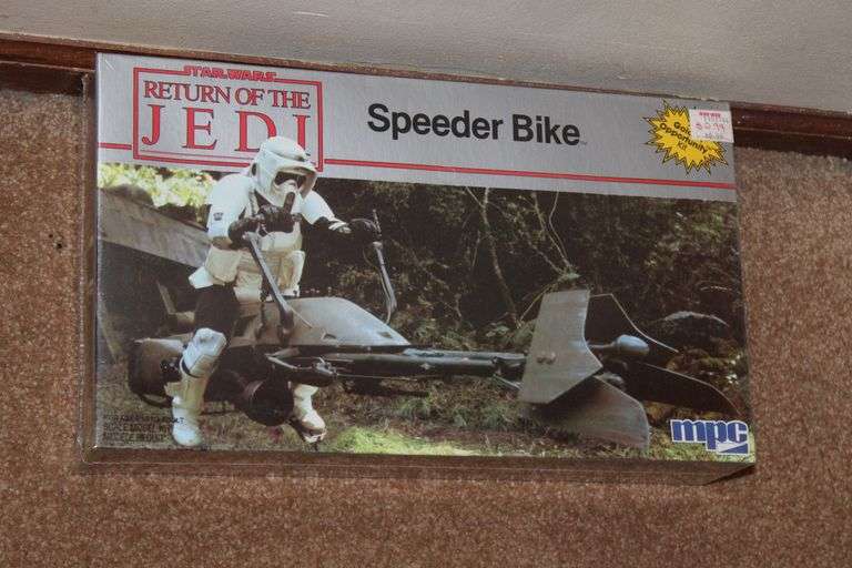Star Wars Return of The Jedi Speeder Bike Model Kit - Auction Ohio