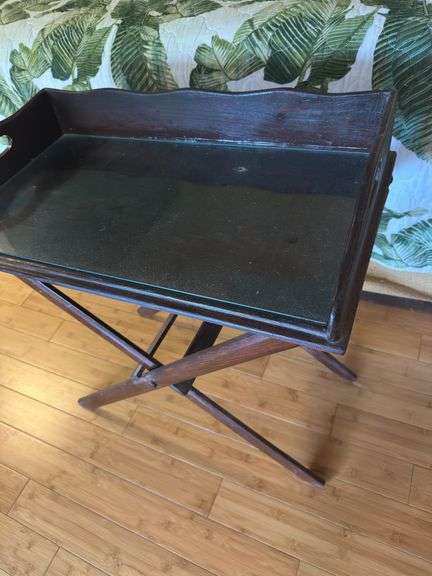 Butler tray table - Auction Ohio
