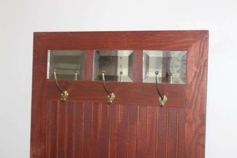 Mission Hall Tree Bench - Auction Ohio