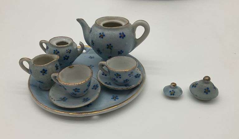 Vintage Miniature Tea Sets and Baby Dish - Auction Ohio