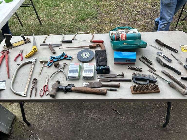 Assorted Hand Tools - Auction Ohio