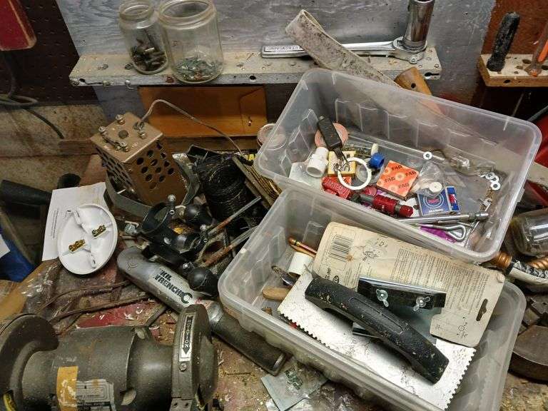Variety of stuff you need - Auction Ohio