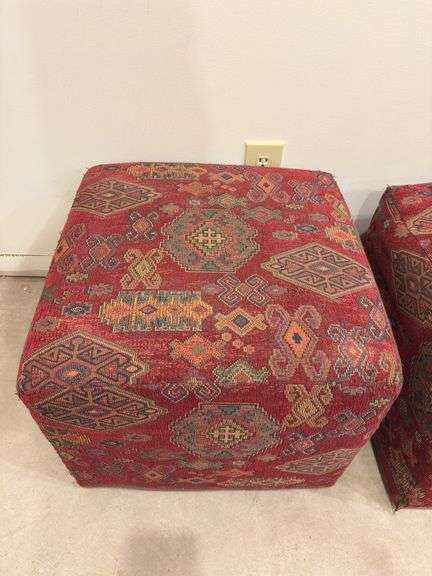 2 small ottomans - Auction Ohio