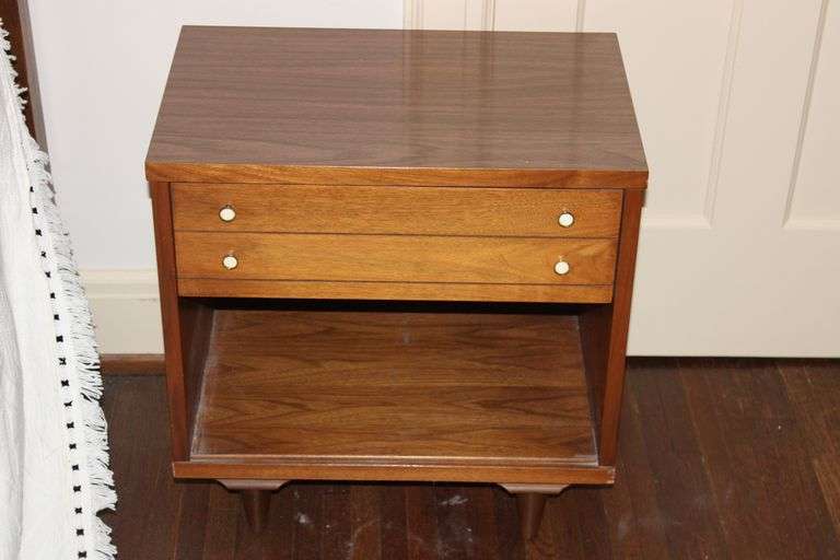 MCM Bedside Table - Auction Ohio