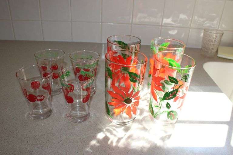 Vintage Drinking Glasses - Auction Ohio