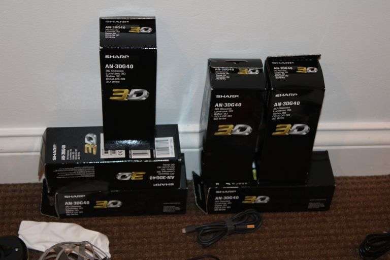 3D Glasses & Electronics - Auction Ohio