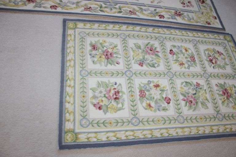 Ethan Allen Area Rug - Auction Ohio