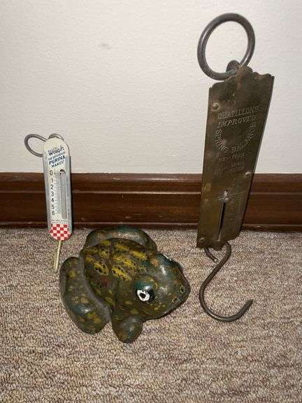 Cast Iron Frog Doorstop & Scales - Auction Ohio