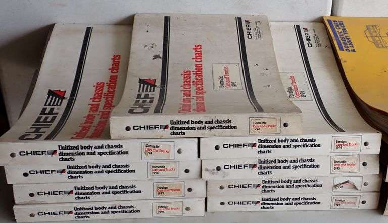 NINE "Chief" Unitized Body and Chassis Dimension and Specification ...