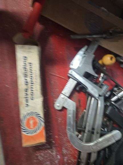 Vintage engine rebuilding tools - Auction Ohio