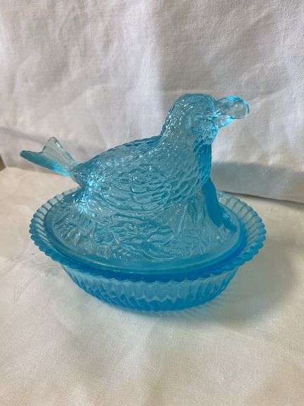 Vintage Degenhart Blue Glass Robin Covered Dish - Auction Ohio