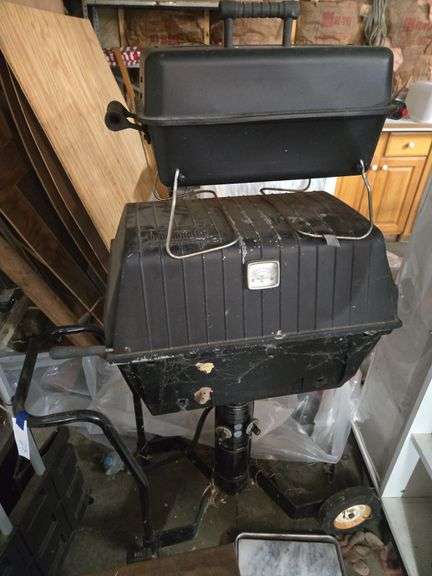 Weber broiler master propane grill - Auction Ohio