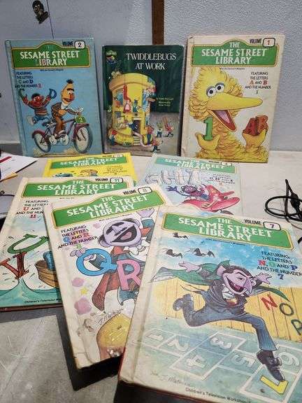 1978 The Sesame Street Library Volumes 1,2,3,4,7,8,11 & 1980 Sesame ...