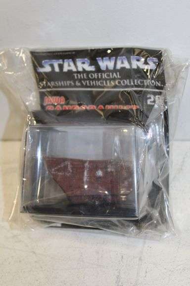 Star Wars Sandcrawler Model - Auction Ohio