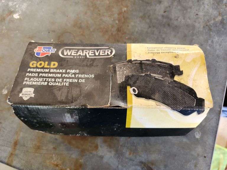 Carquest Wearever Ceramic Brake Pads GNAD785 - Auction Ohio