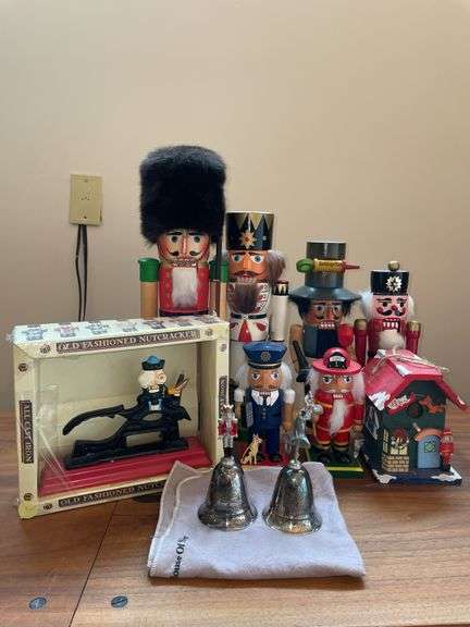 Nutcracker Collection incl. Steinbach & Cast Iron - Auction Ohio
