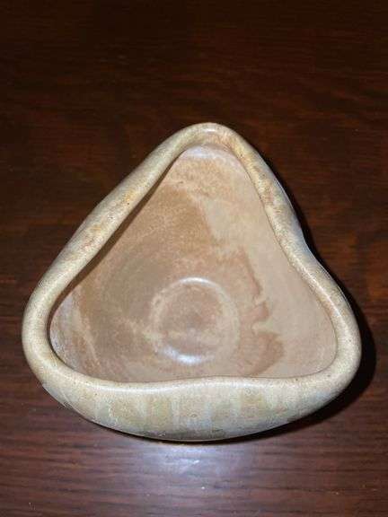 Burley Winter Triangular Bowl – Brown Glaze – Marked “F3” – 4 ...
