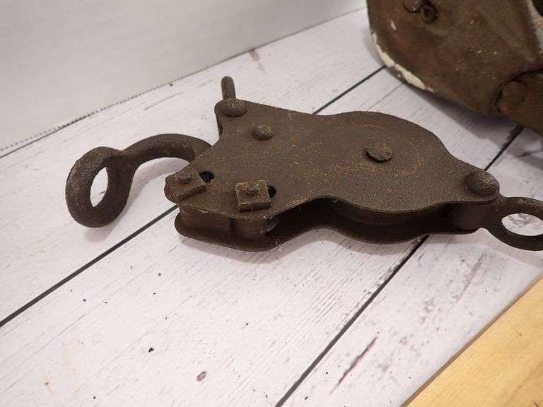 Antique Primitive Barn Double Wheel Pulley w/hook & Block & Tackle Rope ...