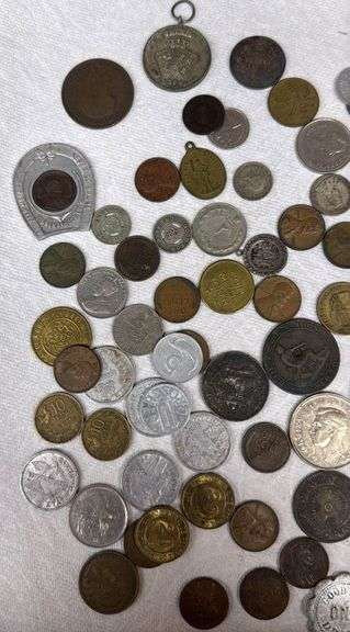 Assorted Collection of Mixed Coins and Medallions - Auction Ohio