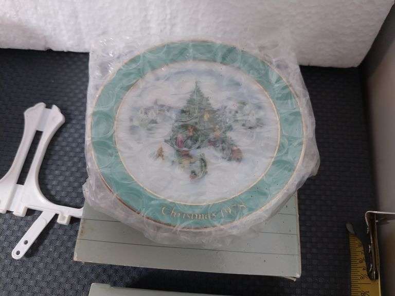 Set of 6 Avon Miniature Winter Scenes Collector Plates with Original ...