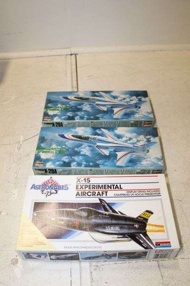 Model Aircraft Kits - Auction Ohio