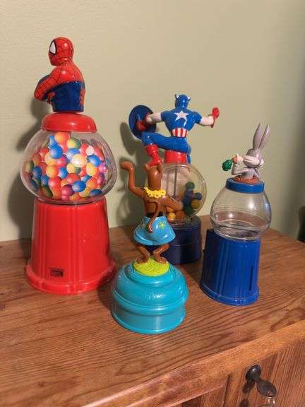 Fun Character Gumball And Candy Dispensers - Auction Ohio