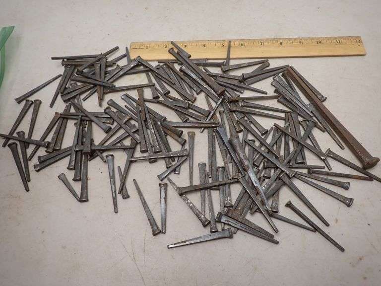 OVER 100 VTG SQUARE CUT BARN NAILS - Auction Ohio