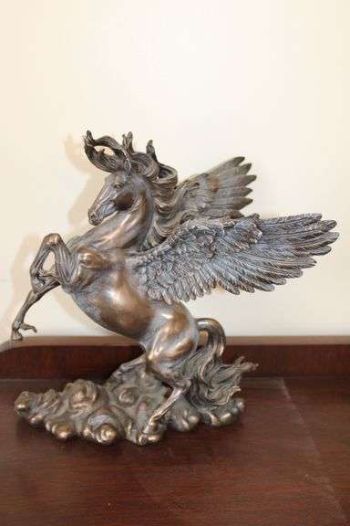 Pegasus Figure - Auction Ohio