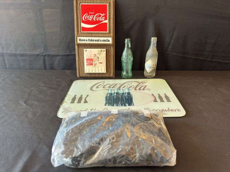 Coca Cola Collectibles - Auction Ohio