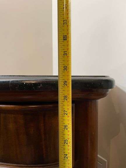 Pulaski Accent Table - Auction Ohio